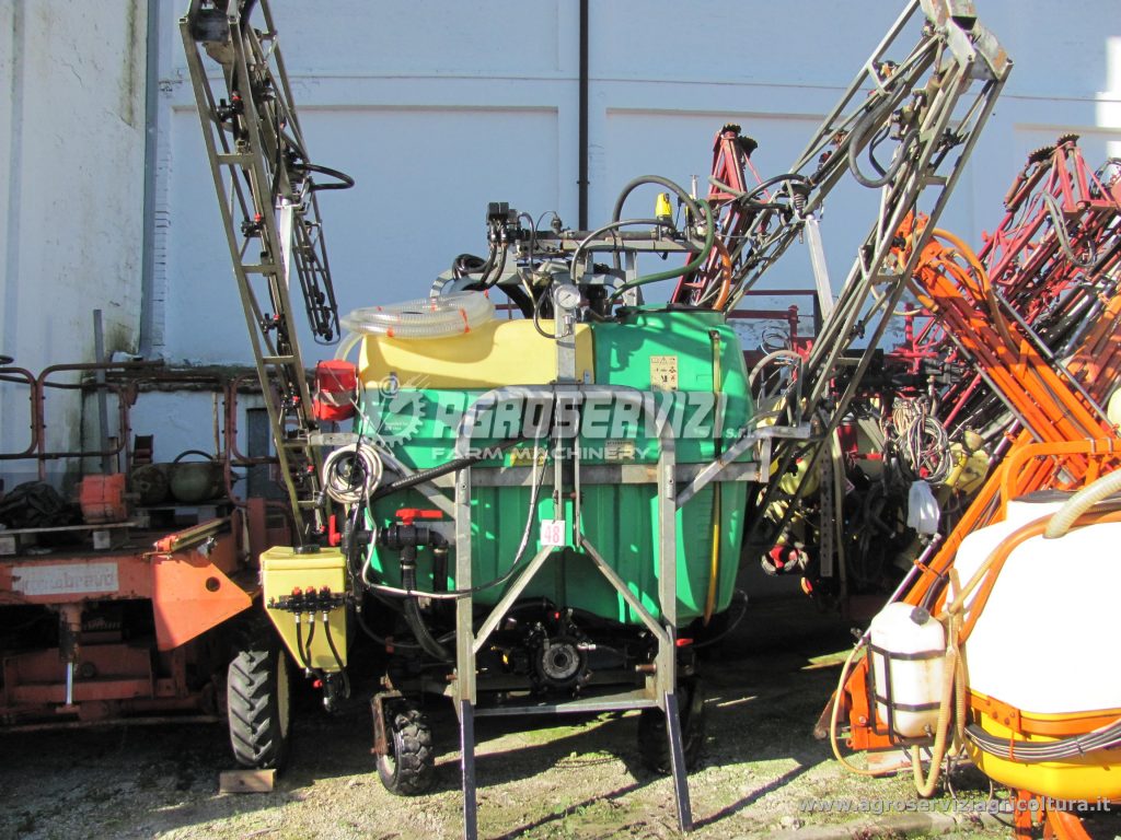 POLVERIZZATORE RICOSMA MOD. DPR 800 (ANNO 2004) N.048 - Agroservizi